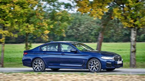 Bmw 540i Vs Loaded Toyota Camry Luxury For The Price Of Mainstream