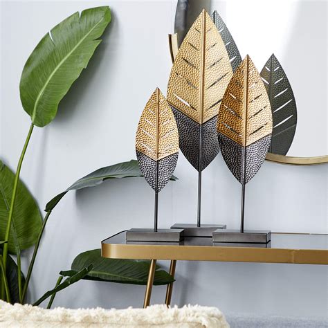 Deco 79 Metal Leaf Sculpture Set Of 3 17 19 26h Gold Metal