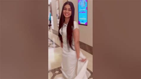 නිහතමානි ඒ නිලියට ලයික් එකක් දාමු Youtube