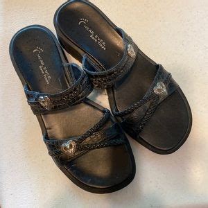 Wear Ever Bare Traps Shoes Wear Ever Bare Traps Sandals Poshmark