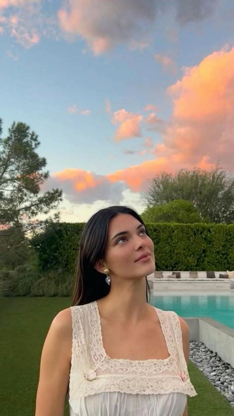 Top 10 Kendall Jenner Instagram Ideas And Inspiration