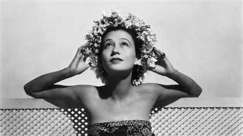 How To Make A Wreath In 5 Simple Steps BeautyNews Com Skincare Makeup Fashion News