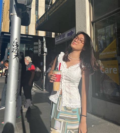 Potret Pesona Hassiana Putri Sulung Nico Siahaan Yang Jarang Sekali Terekspos Cantik Banget