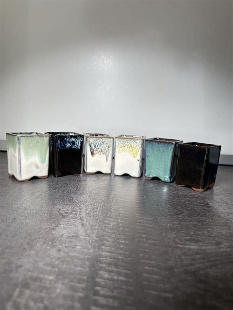 Малки Саксии Керамични и Пластмасови гр Стара Загора Аязмото • Olx Bg