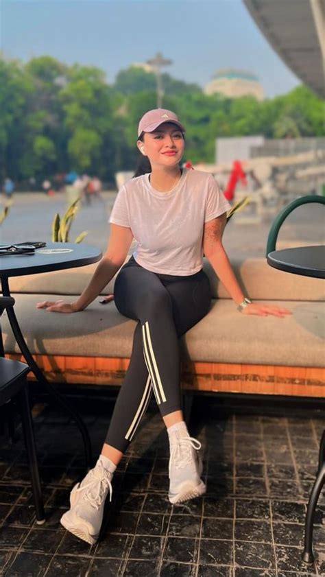 Tampil Seksi saat Liburan ke Bali, Nathalie Holscher Kena Nyinyir: 'Balik ke Setelan Pabrik ...
