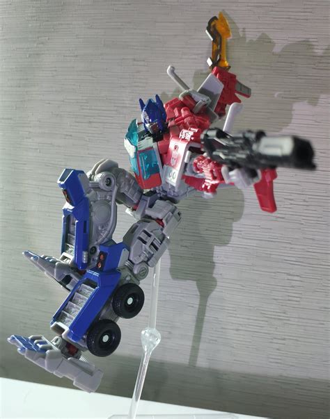 Rotb Prime Is As Posable As Id Hoped R Transformers