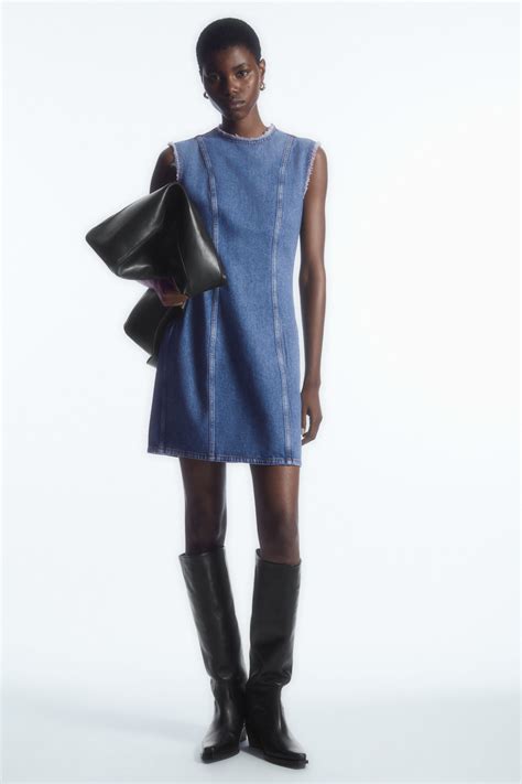 Cos코스 실시간 인기 스타일 패널 데님 미니 드레스 온더룩