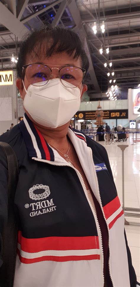 สุพัตราผู้บริหารฝ่ายขาย ซัมซุงประกันชีวิต รับประกาศหลักสูตรผู้บริหาร อ ผึ้ง Smart Manager I