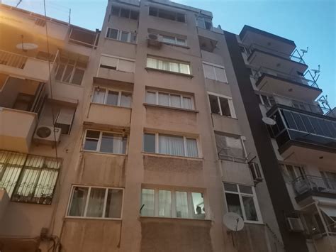 Anne ile oğlu evlerinde ölü bulundu