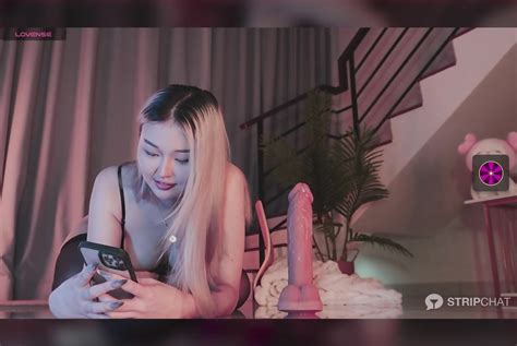 Huyn Chia Show Sex Live