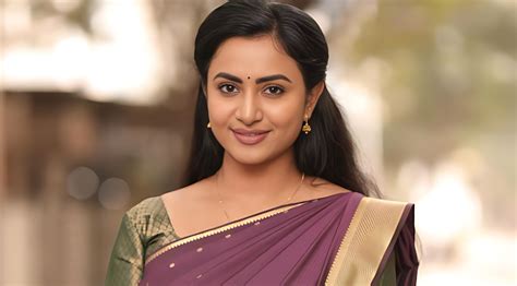 Janani Ashok Kumar Actress Wiki Age TV Serials Babefriend And More