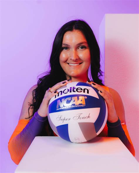 Devan Taylor Clemson Tigers Official Athletics Site