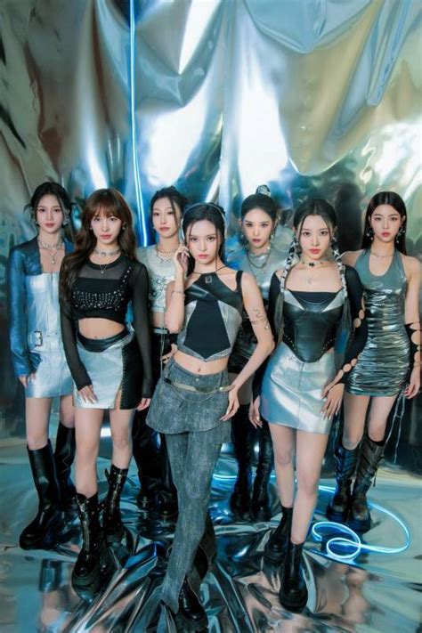 R E D（中国内地流行乐女子演唱组合、r E D组合、赤、染色体女团） 百度百科