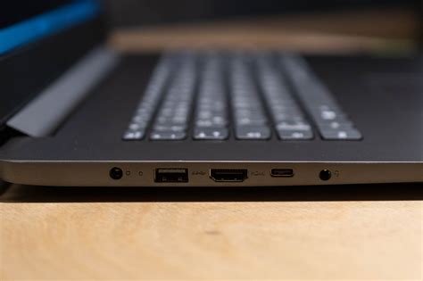 Lenovo V17 (2022): Ein richtig gutes Office-Notebooknotebooksbilliger ...