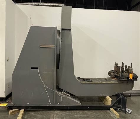 Yaskawa Motoman Hp50 20 Nx100 Up20mn Welding Cell W Skyhook Positioner Yaskawa Motoman Hp50 20 Nx100 Up20mn Welding Cell W Skyhook Positioner