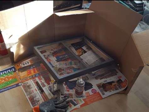 Dual Photo Webpage With Angular Timdows