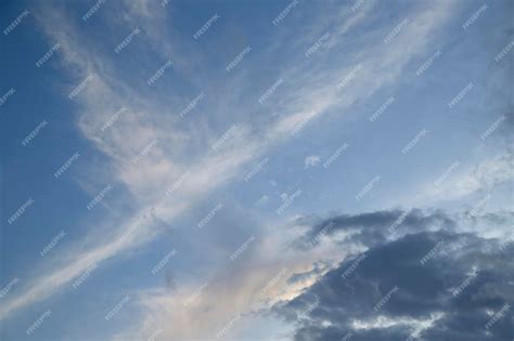 Premium Photo Sky With Light And Dark Clouds At Sunset