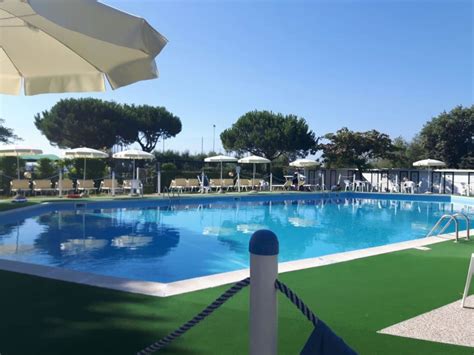 Pool Hotel San Giorgio Caorle • Holidaycheck Venetien Italien