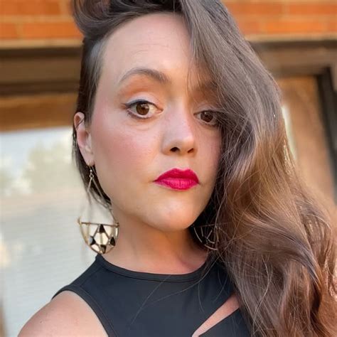 Joanna Caroline Joanna Caroline Hitchcock Threads Say More