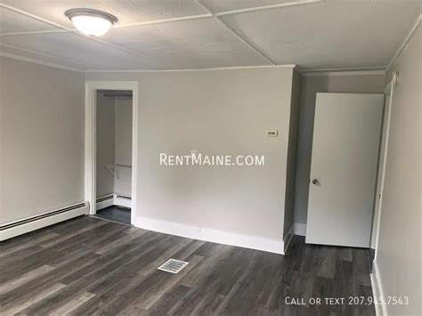34 6th St Unit 1 Old Town Me 04468 ®