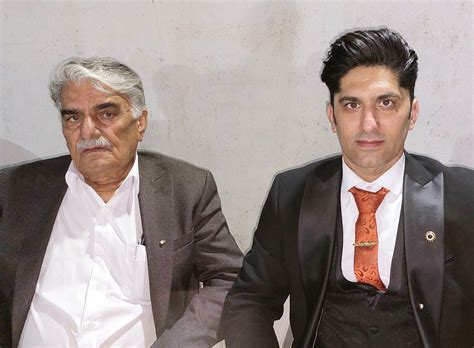 پایگاه اطلاع رسانی مربوطی آغاز زندگی مشترک دکتر تیمور محمودی فرزند