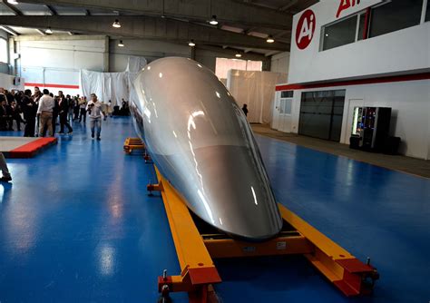 The First Hyperloop Passenger Capsule Has Been Made And It Looks Bloody Fast