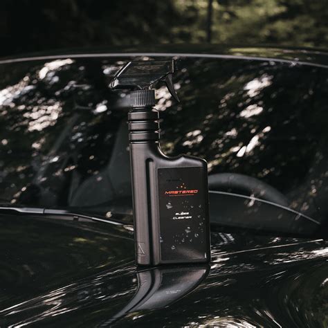 Glass Cleaner Mastered