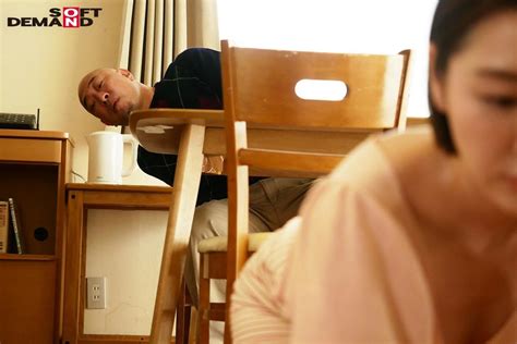 「お義父さんやめてください･･･」ー夫に言えない義父との淫ー 中年オヤジとのねっとり変態セックスに溺れる若妻 坂井千晴 アダルト動画 ソクミル