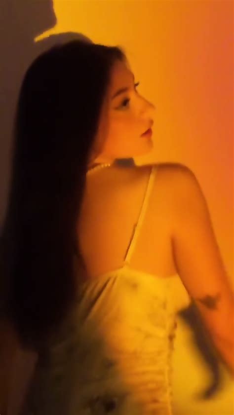 College Girl In Dress Ig Eporner College Girl In Dress Ig Eporner