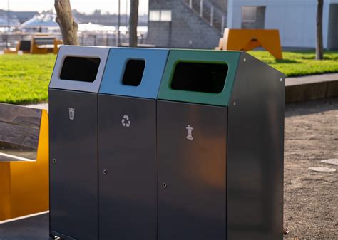 Des îlots De Tri à 3 Voies Polyvalente Des Monts Aej