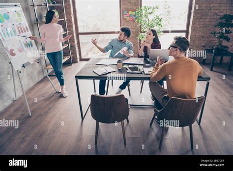 Nice Ceo Skilled Expert Professional Director Employer Financier Showing Demonstrating Progress