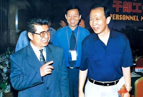 包养情妇北京送5套房，伙同儿子大肆敛财， 大老虎”高严落马记 知乎