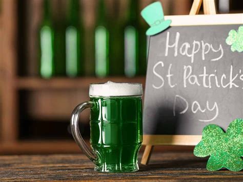 Green Beers How To Make Them And Why People Drink Them On St Patrick