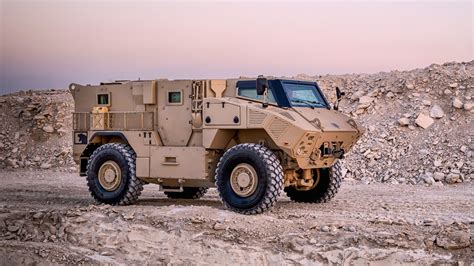 우리 차가 이렇게 튼튼해요 Nimr Jais Mrap