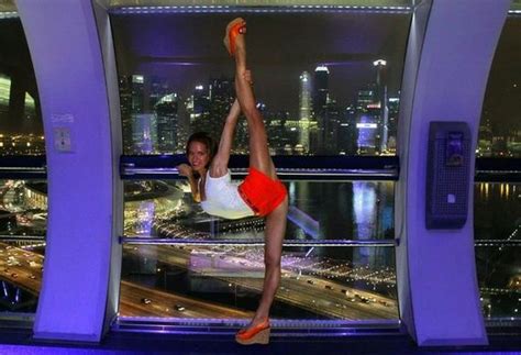 Sexy And Flexible Girls Barnorama