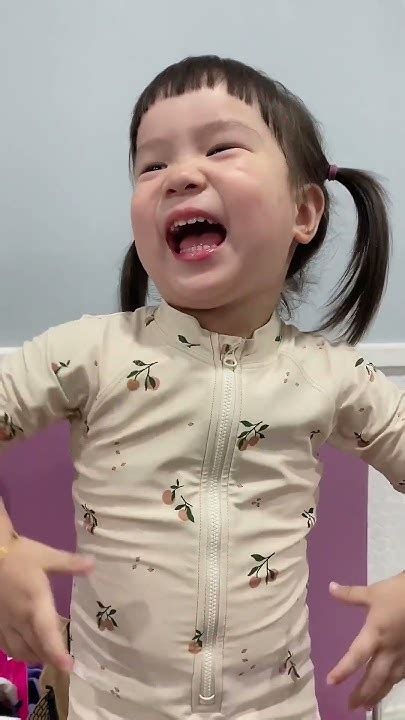 小人精日常 请开始你的表演 Youtube