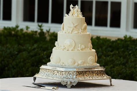 Wedding Cake This Is An Incredible Wedding Cake Made A Cat… Flickr