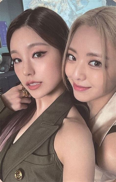 [scan] itzy yeji yuna unit checkmate special edition photocard in