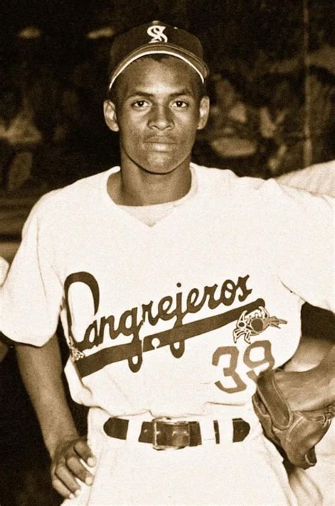 Celebrating Roberto Clemente The Great One In Pictures