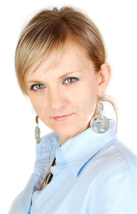 Belle Jeune Dame Avec Le Bijou De Mode Photo Stock Image Du Femelle