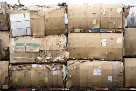 55 En La Categoría «cardboard Bail De Fotos E Imágenes De Stock Libres De Regalías Shutterstock