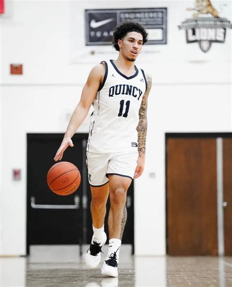 Derek Williams Uses Lessons From Late Father To Earn Div 2 Basketball Scholarship Yahoo Sports