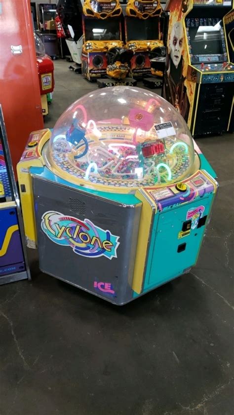 Cyclone 3 Player Ticket Redemption Game Ice