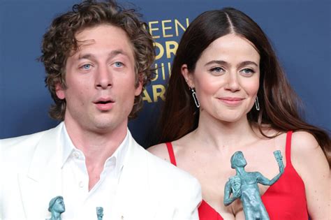 Jeremy Allen White Reveals Romance With Co Star Pubity