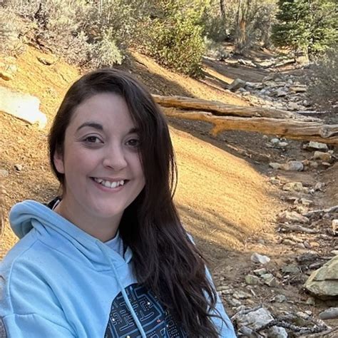 Danielle Cartee Associate Amc Theatres Linkedin