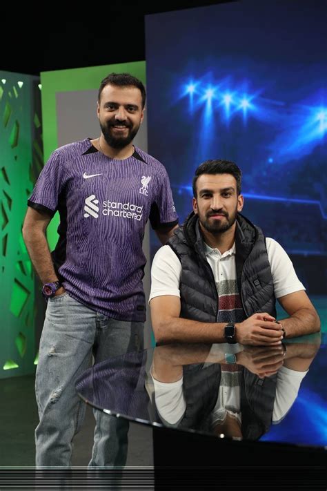 بیوگرافی ابوطالب حسینی استنداپ کمدین و مجری تلویزیون تصاویر طرفداری