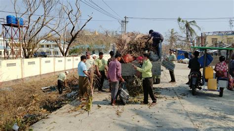 ရသေ့တောင် မြို့နယ် ၌ မိုခါ မုန်တိုင်းကြောင့်ထိခိုက်ပျက်စီးမှုများခဲ့သောမြို့နယ် အထွေထွေအုပ်ချုပ