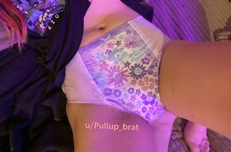 Lazy Dayz Rgirlsinpullups