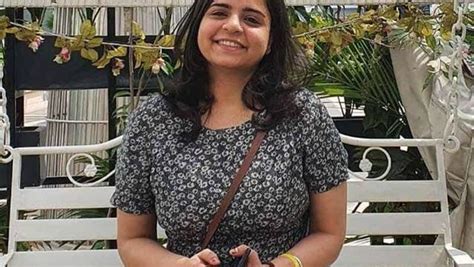 कंपनी का नाम मंजूरी क्यों रखा