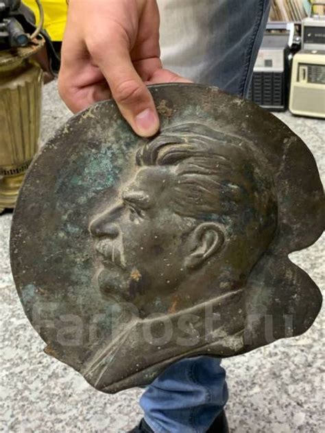 Плакетка Сталин бронза Антиквариат во Владивостоке